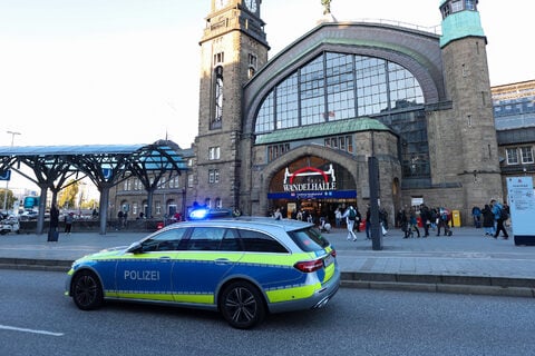 Polizeieinsatz am Hauptbahnhof in Hamburg: Ausfälle und Verspätungen im S-Bahn-Verkehr