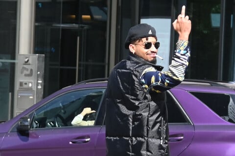 Kippe im Mund, Mittelfinger in der Luft: 187-Rapper Maxwell verurteilt