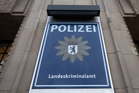 Berlin: Propalästina-Pöbler stürmen LKA-Gebäude - Beamte müssen Gewalt ...