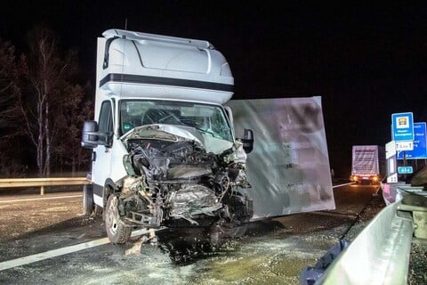Unfall A72 heute & gestern: Aktuelle Unfallmeldungen von der A72