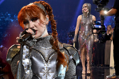 Chappell Roan claps back at rude comment at 2024 MTV VMAs: "Not me, b***h!"