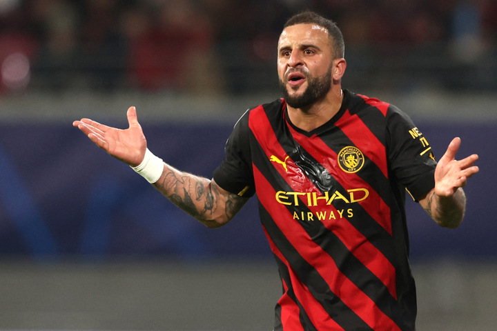 Penis-Skandal um Manchester-City-Star: Kyle Walker entblößt sich in Bar!
