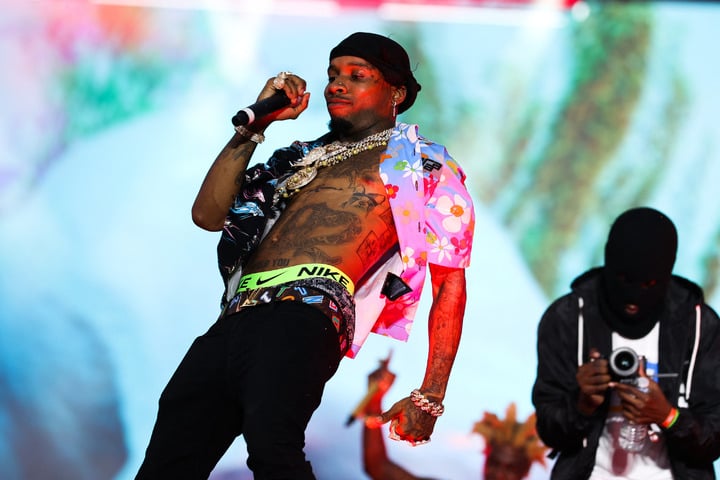 Brutalo-Attacke hinter Gittern! Rap-Star Tory Lanez im Gefängnis ...