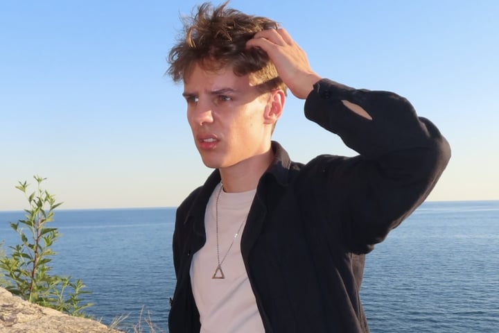 Vom Mobbing-Opfer zum gefeierten TikTok-Star: Levi Penell spricht über ...