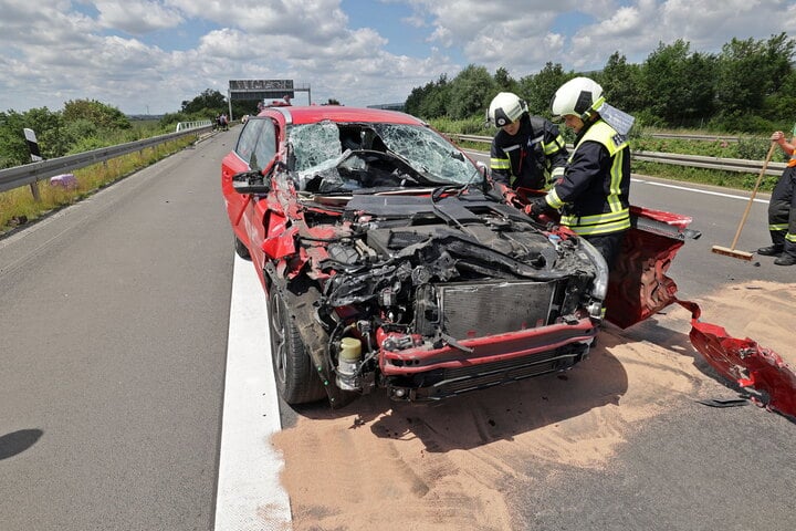 Unfall A4: Vollsperrung auf A4 in Sachsen nach heftigem Unfall