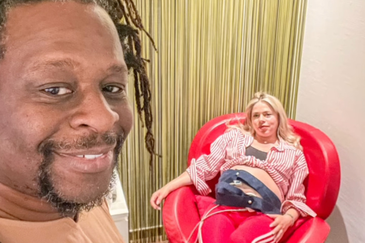 Mola Adebisi und Adelina Zilai offenbaren genauen Geburtstermin: Dann ...