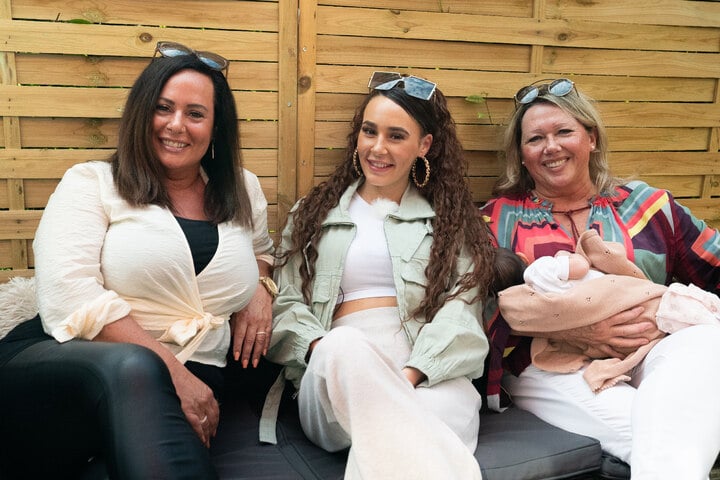 Alessia Herren bekommt eigene Family-Doku: "Volles Haus" zeigt sie ...