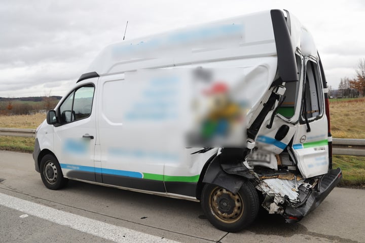 Unfall A72: Autobahn gesperrt - Stau nach Unfall auf A72