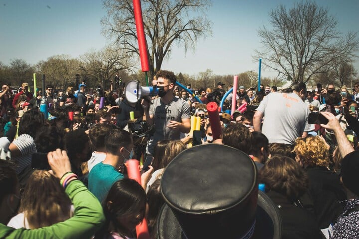 Hundreds of Joshes battle it out with pool noodles for the Ultimate ...