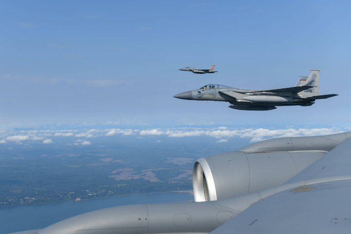 NORAD fighters intercept high-altitude balloon over Utah