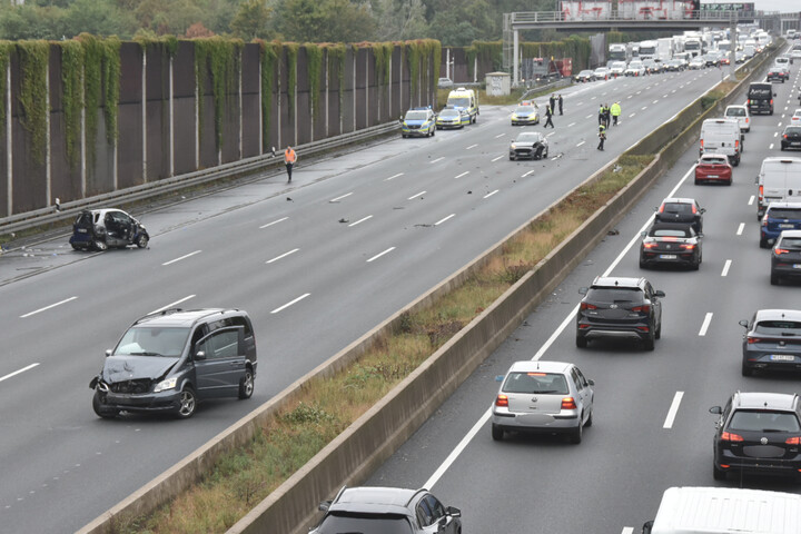 Unfall A3: Schwerer Unfall bei Köln - Teile der A3 nach Crash gesperrt