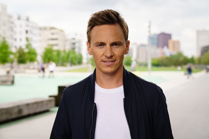 Jochen Breyer sucht Nicht-Wähler für die ZDF-Doku "Am Puls Deutschlands".