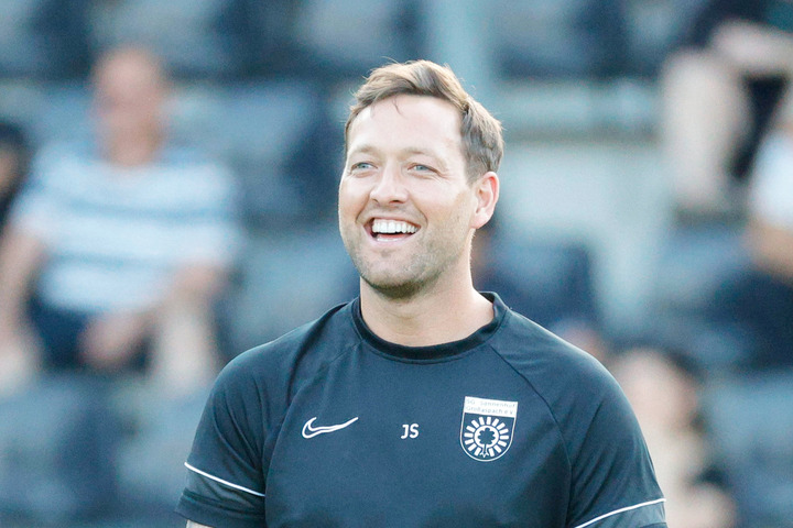 "Unter die Dusche": Ex-Bundesliga-Star Julian Schieber veröffentlicht ...