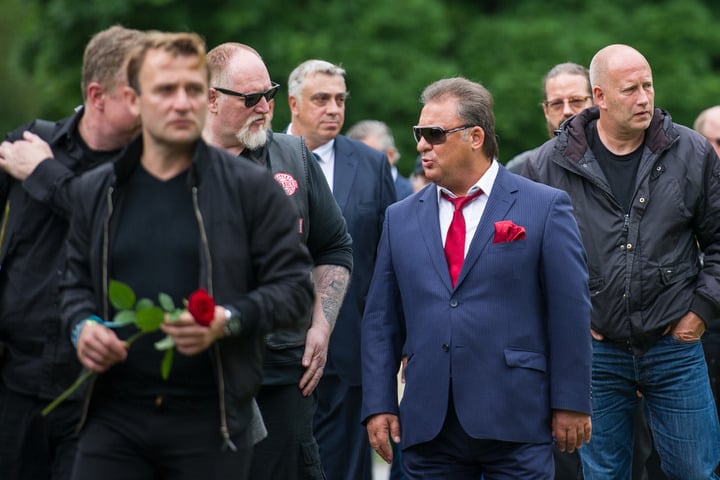 Hochstapler "Milliarden Mike" ist vergeben: Sie ist eine Staatsanwältin