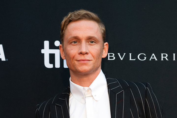 Matthias Schweighöfer verkündet neues Netflix-Projekt mit Jennifer Garner!