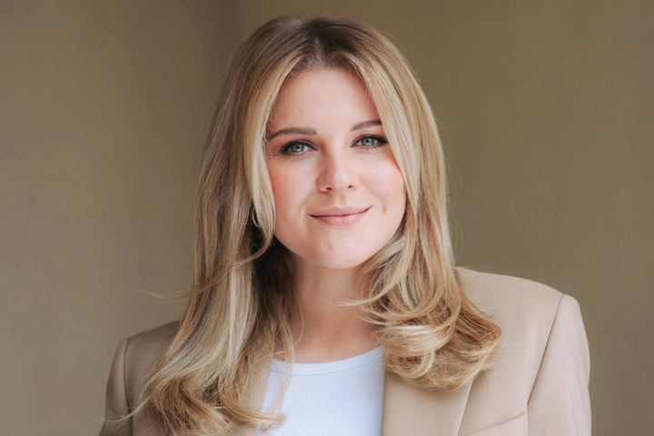 Josefin Bressel macht kurioses Set-Erlebnis: "Geräusch war sehr witzig"