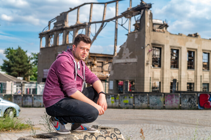 Dresden: Großbrand im Industriegelände - Dresdner Band Alice Roger ist ...