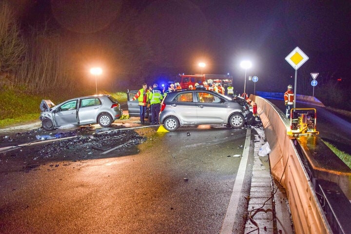 Frontal-Unfall auf B292 bei Helmstadt-Bargen im Rhein-Neckar-Kreis: Drei Menschen sterben