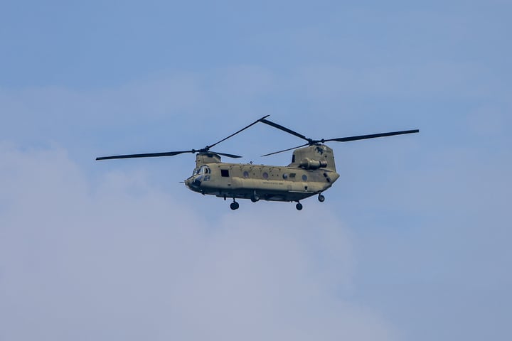 US-Militärhubschrauber überfliegen Sachsen: Sechs Chinooks gesichtet