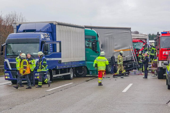 Unfälle heute » News zu Verkehrsunfällen in der Nähe