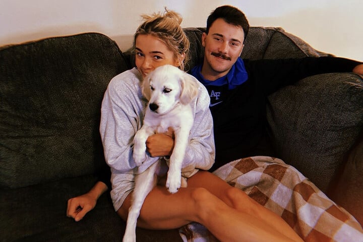 Olivia Dunne goes viral with "fav date" boyfriend