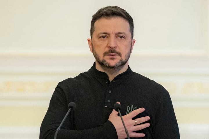 Zelensky makes new accusation about China's involvement in Russia ...