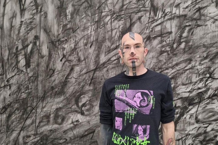 Tattoo artist removes his nose and nipples in extreme body modification