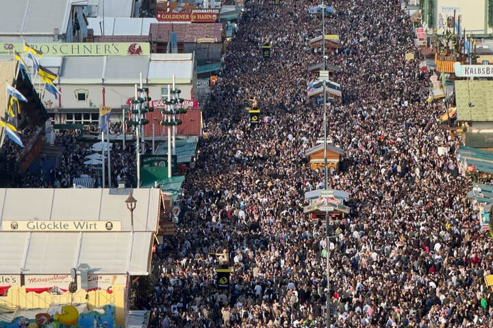 Was hilft bei Panik in der Menschenmenge?