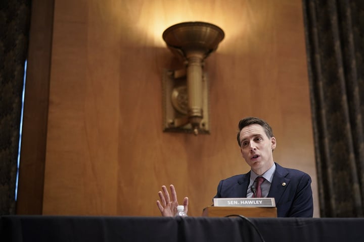 Senator Josh Hawley introduces antitrust legislation aimed at MLB and ...