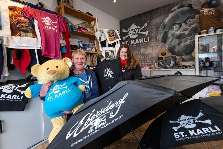 St. Karli ist der Souvenir-König von Chemnitz