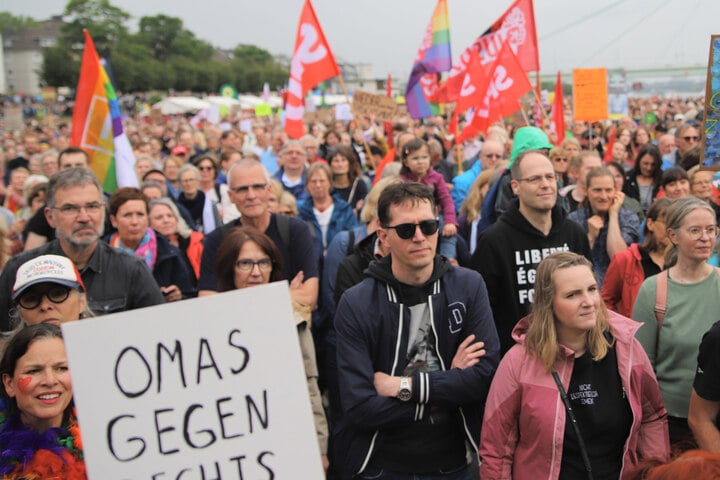 Tausende Teilnehmer erwartet: Das solltet Ihr zur Anti-AfD-Demo am ...