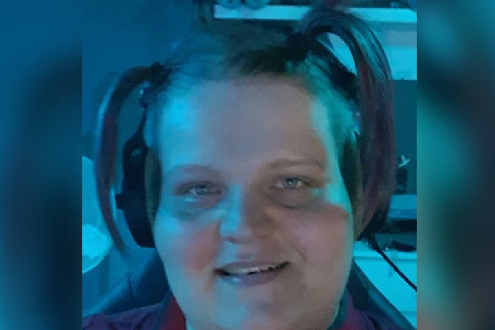 Exsl95: Von Kloputzen bis Sexspielzeug - Das wollen die Fans mit Exsls ...