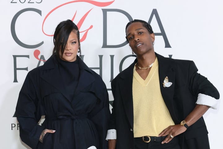Rihanna praises "baby daddy" A$AP Rocky's new album as it tops ...