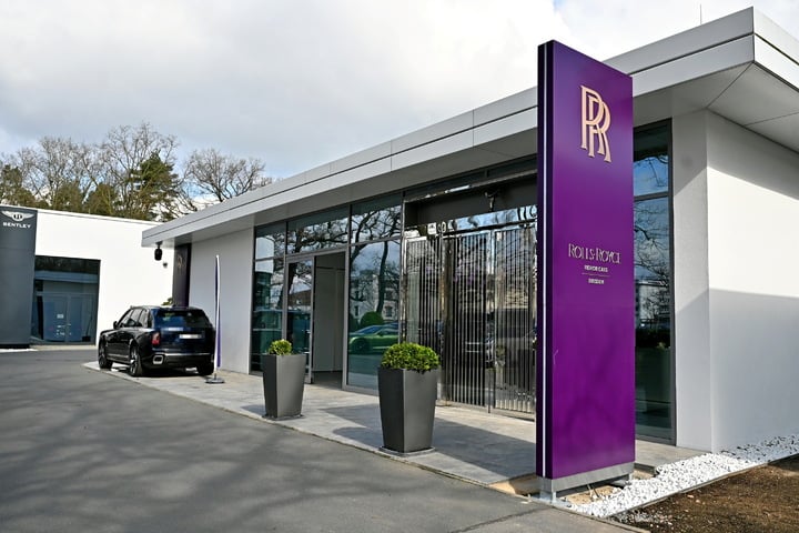 Millionenschwerer Showroom für Radebeuler Luxus-Autohaus