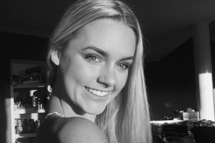 21-Jährige öffnet nachts Schranktür in ihrem Hotelzimmer: Kurz darauf ...