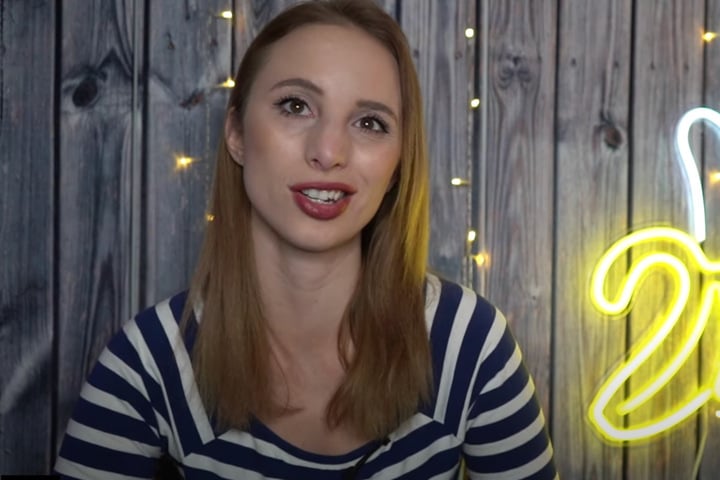 Pornostar Hanna Secret Klärt Auf Das Passiert Am Schniblo Tag