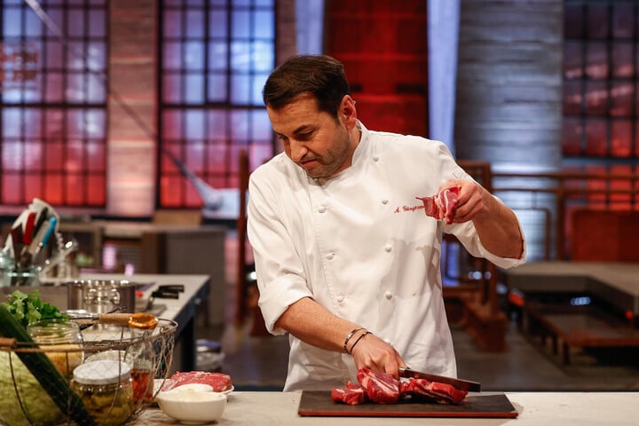 "Grill den Henssler": TV-Koch Steffen Henssler lässt Laura Wontorra mit ...