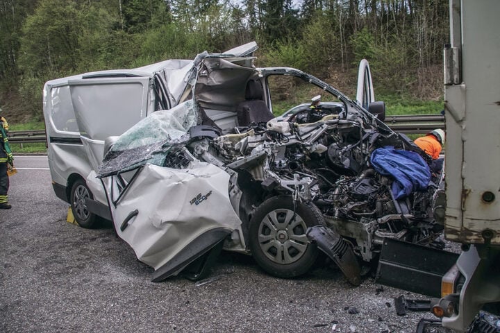 Unfall A81 heute & gestern: Aktuelle Unfallmeldungen von der A81 | TAG24