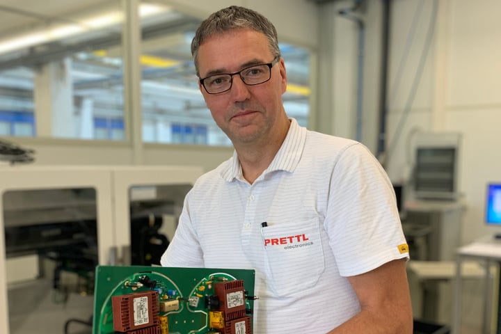 Dieser Mitarbeiter in Radeberg sucht neue Kollegen