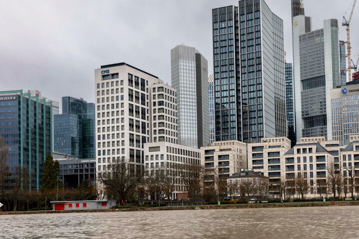 Wochenend-Wetter in Frankfurt und Hessen: Regen, Schnee, Glätte-Gefahr