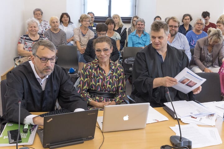Musikerin Julia Neigel verklagt Sachsen: Überraschender Ausgang im Prozess