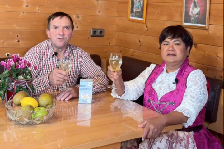 Liebes-Aus für die Tochter von 'Bauer sucht Frau'-Stars Narumol und Josef