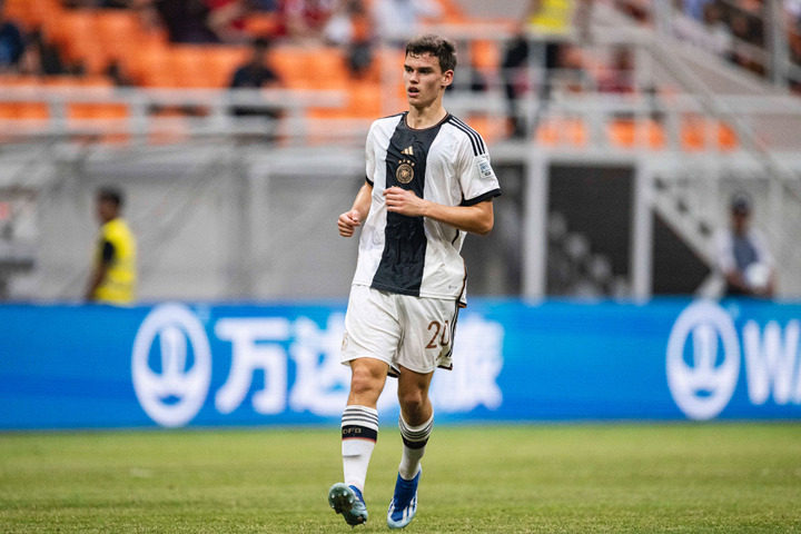 FC Bayerns Weltmeister Robert Ramsak wird von RB Leipzig weggeschnappt!