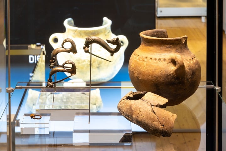 Pirna zeigt erstmals den Kelten-Schatz von Pratzschwitz: 2500 Jahre alt!