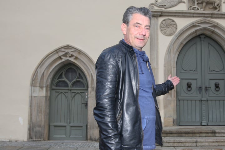 AfD-Kandidat Tim Lochner gewinnt in Pirna erstmals ...