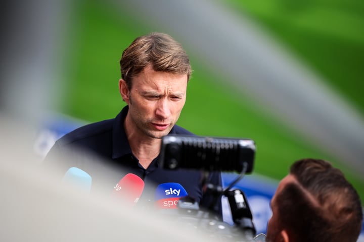 Bayer Leverkusen: Erik ten Hag feuert nach Entlassung gegen Bosse zurück!