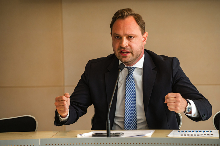 Einen Tag Nach Europawahl Und Kommunalwahl 2024 Sachsens Parteien