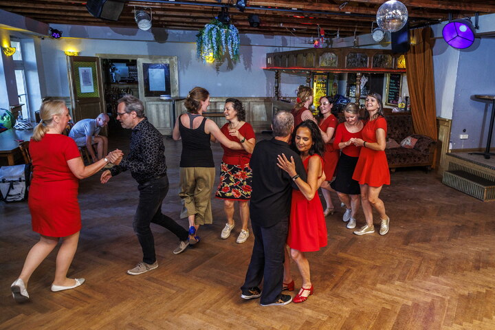 Dresden: Swing-Freunde geben ihr Können gerne weiter - Bei den "Hepcats ...