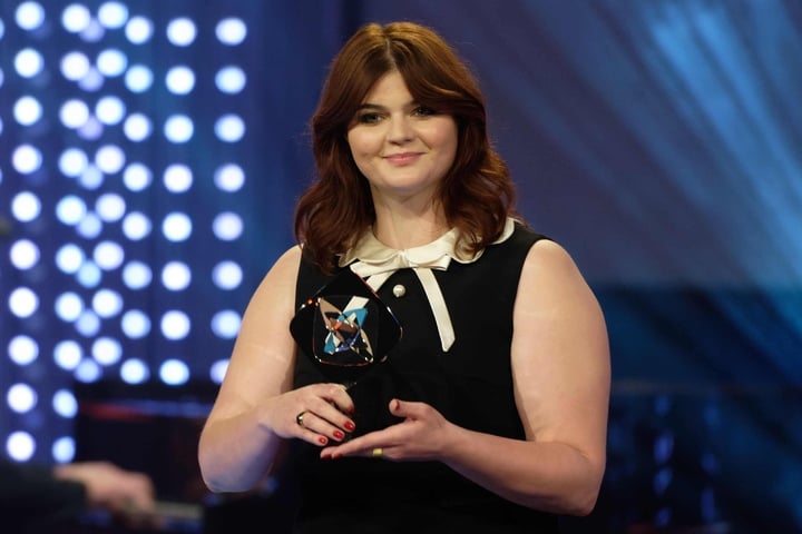 "Alte weiße Männer"-Autorin Sophie Passmann bekommt Literatursendung