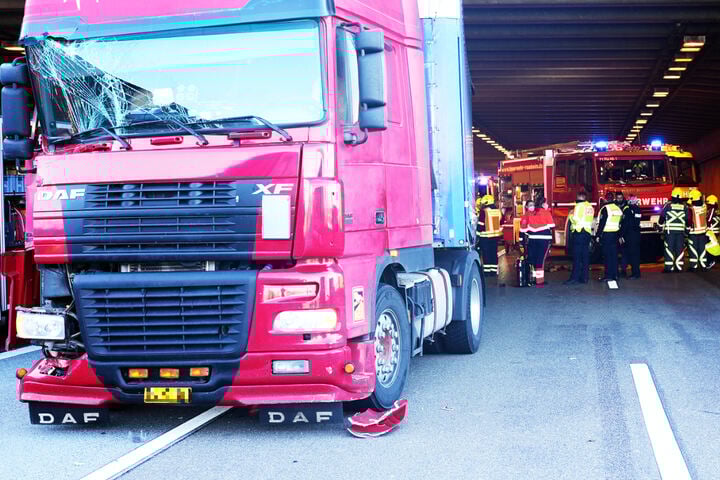 Schwerer Unfall auf der A3 bei Frankfurt: Zwölf Kilometer Stau